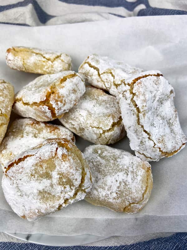 The Italian almond biscuits ready in 15 minutes | SBS Food