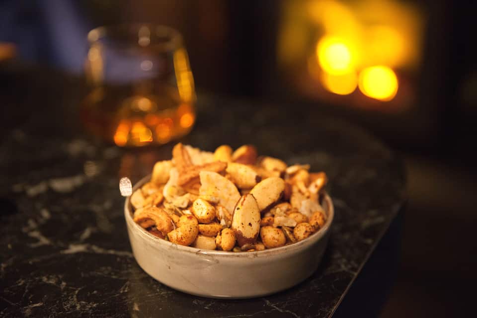 15 party snacks ready in 15 minutes or less | SBS Food