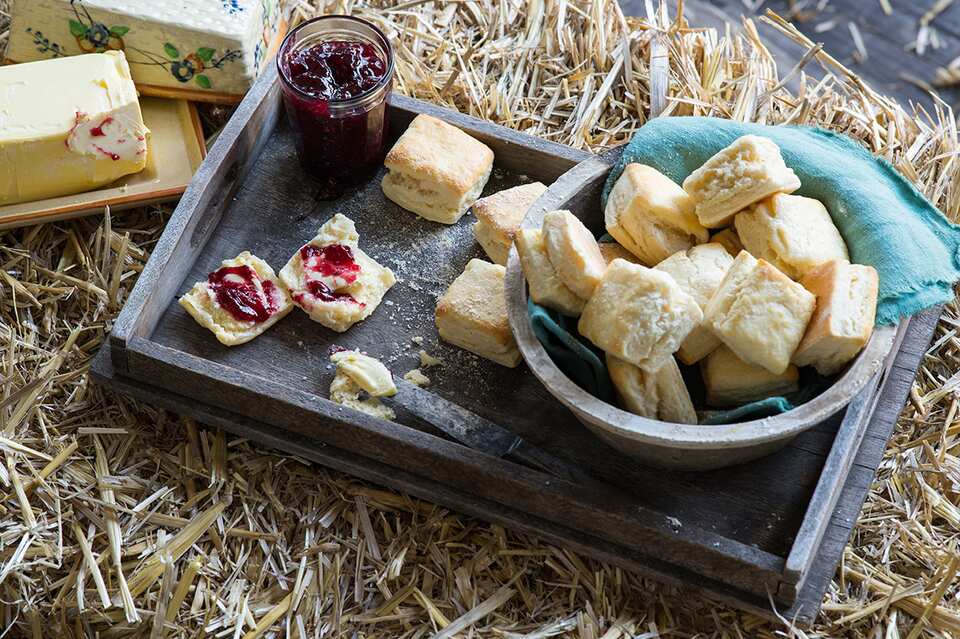 12 indulgent campfire desserts | SBS Food