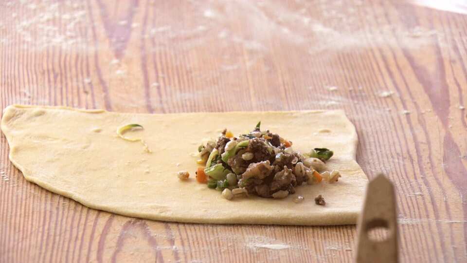 Love it or loathe it, the Chiko Roll is a food icon | SBS Food