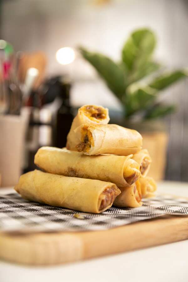 All the different ways to party with spring rolls | SBS Food