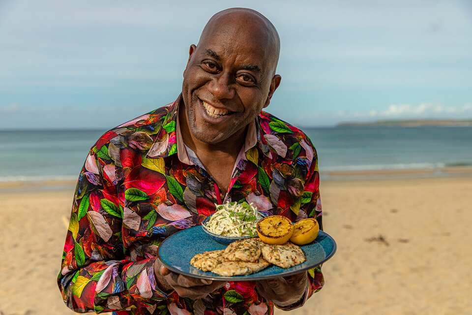 Ainsley will have you laughing with his Good Mood Food | SBS Food