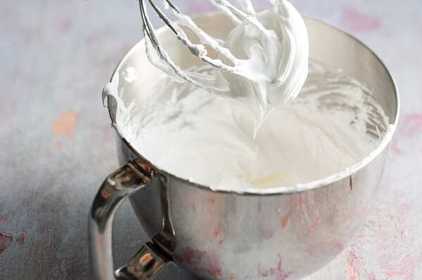 Make meringue | SBS Food
