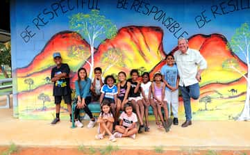 Take a journey of discovery with ‘Ray Martin: Mysteries of the Outback ...