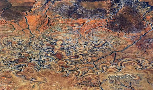 Take a journey of discovery with ‘Ray Martin: Mysteries of the Outback ...