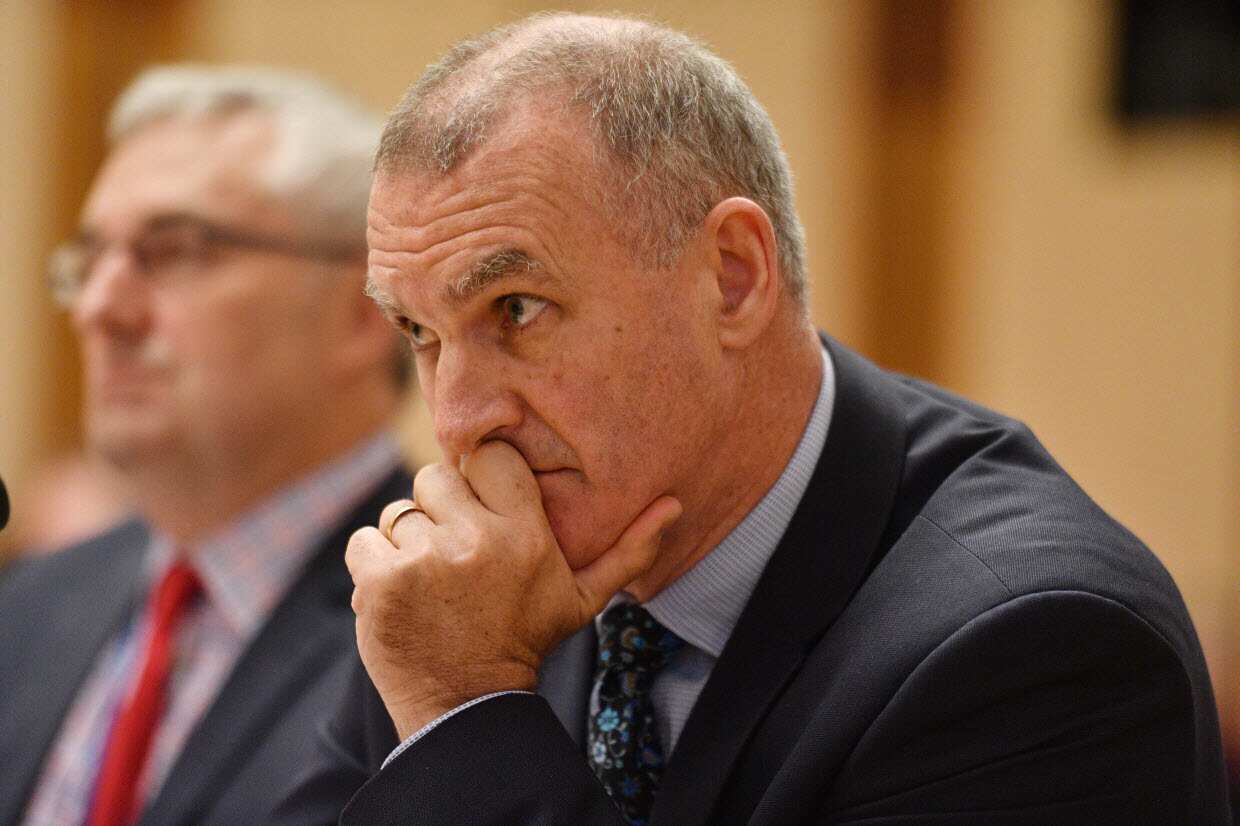 Parliamentary Services boss furious over white powder 'leaks' | SBS News