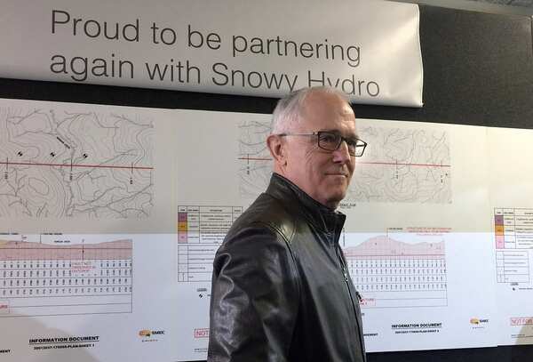 How the Snowy Hydro Scheme helped build multicultural Australia | SBS News