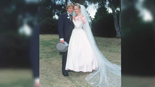 Penny Cook, star of 'A Country Practice', has died | SBS News