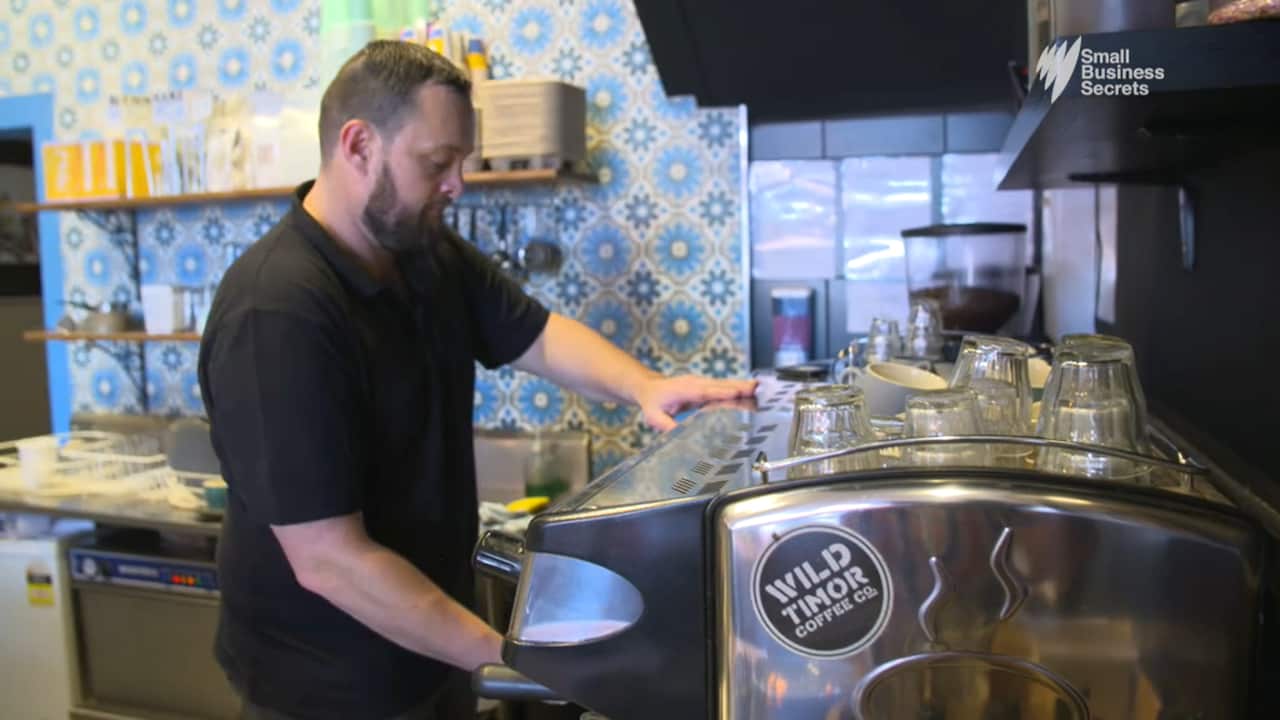 The former Australian peacekeeper who hasn't forgotten the people of ...