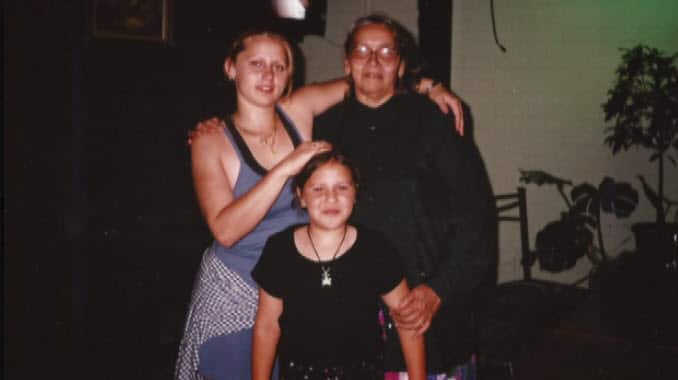 Meet the artist breaking boundaries for women in the world of graffiti ...