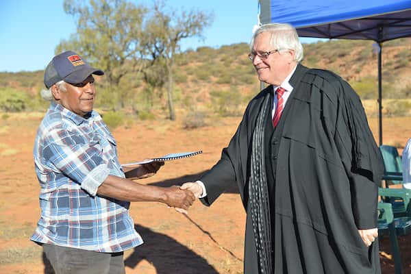 Native title granted over Northern Territory’s Rainbow Valley | SBS NITV