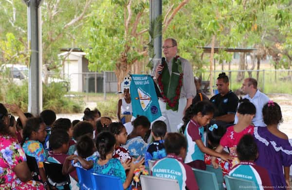The unlikely friendship of a prince and a Torres Strait artist is set ...
