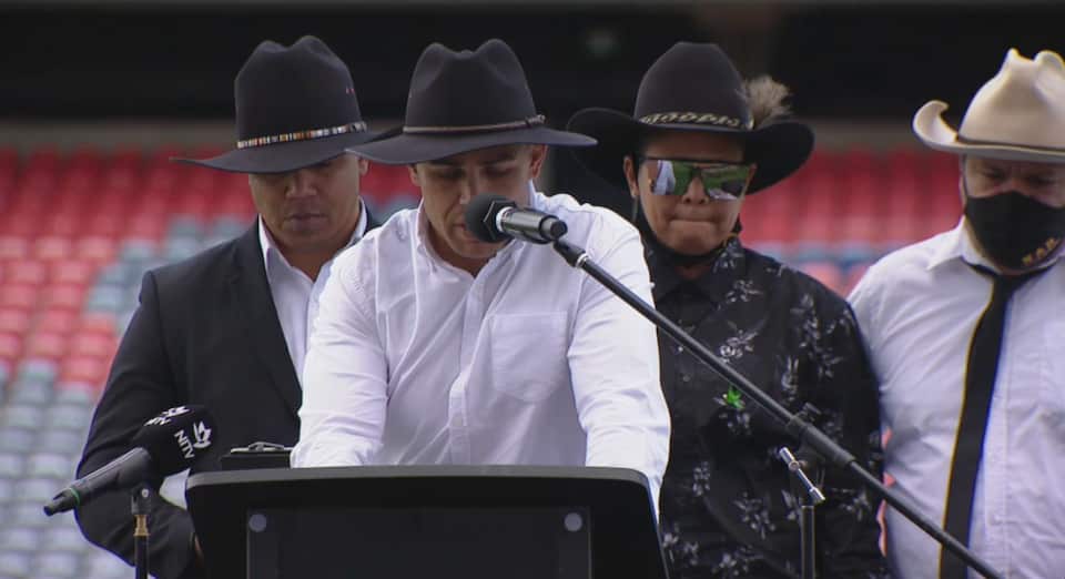 'Our hero': Hundreds farewell Aboriginal leader and pioneer Uncle Bill ...
