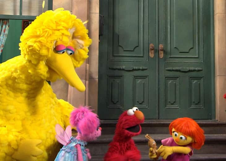 Sesame Street introduces new character Julia, the first Muppet with ...