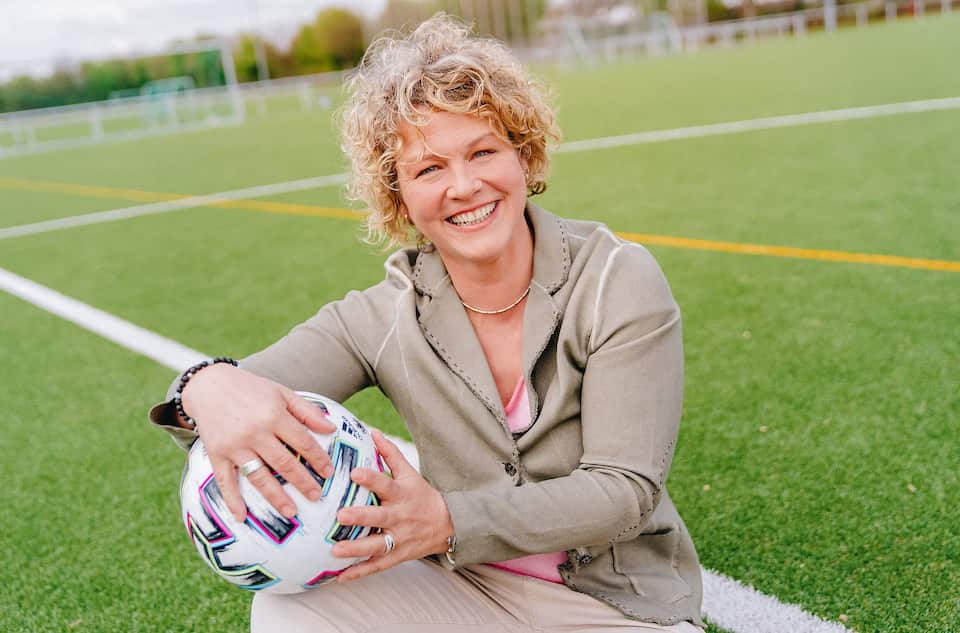 'A female reporter has to be on her guard': Germany's first female ...