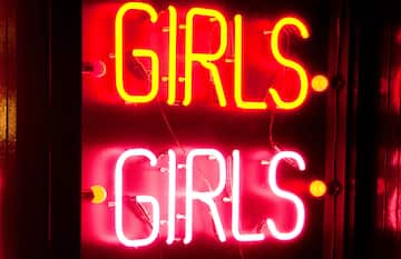 'Happy ending' massage shops vs 'legitimate' ones: Can you spot the ...