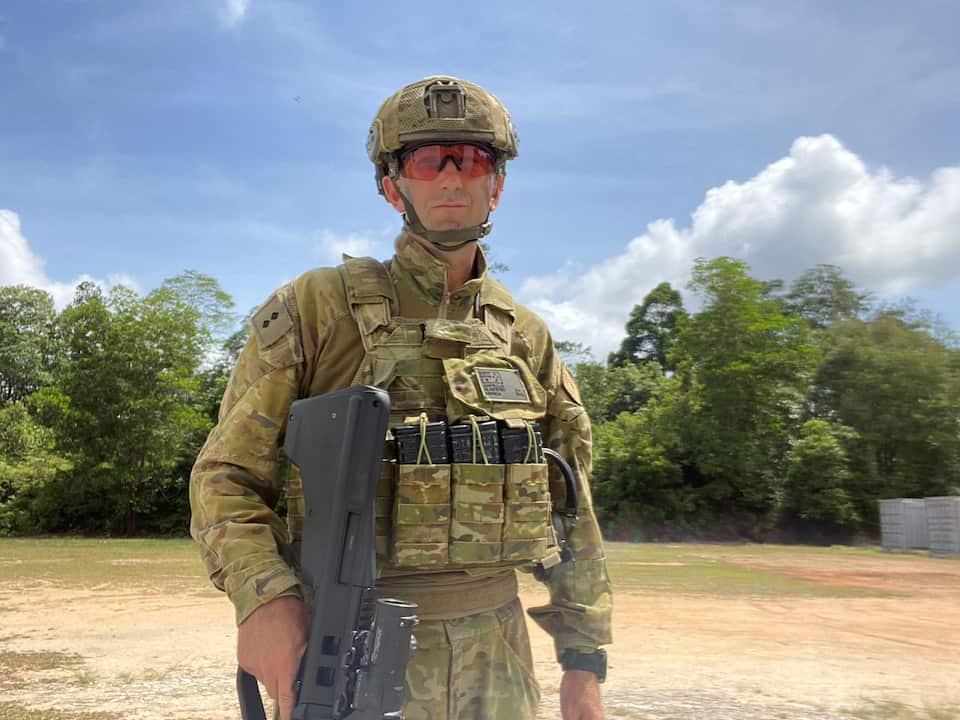 Soldier, doctor, teacher, volunteer: Why was this Australian knighted ...