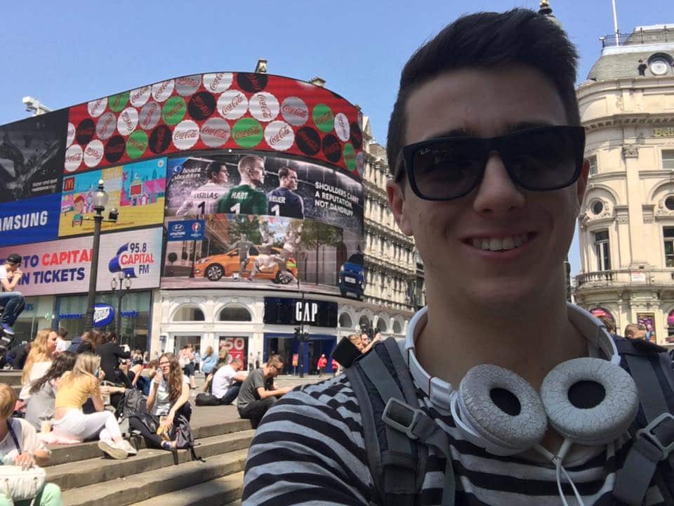How can young Italian-Australians improve their connection with their ...