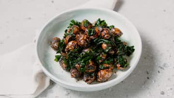 Cooking incredible meals with Indigenous Australian ingredients | SBS ...