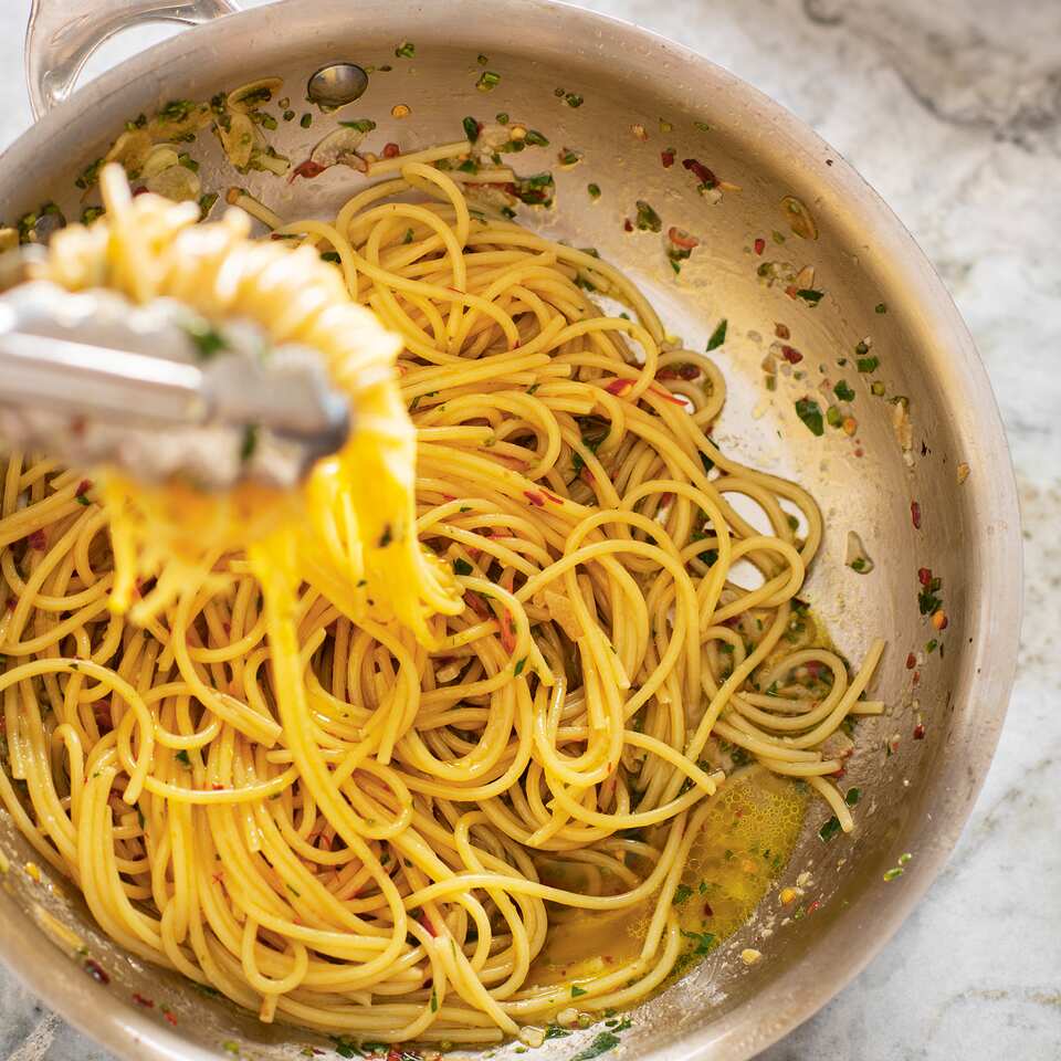 Silvia Colloca on the magic of midnight spaghetti | SBS Food