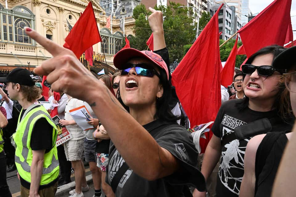 Nazi salutes performed on steps of Victorian parliament as protesters ...