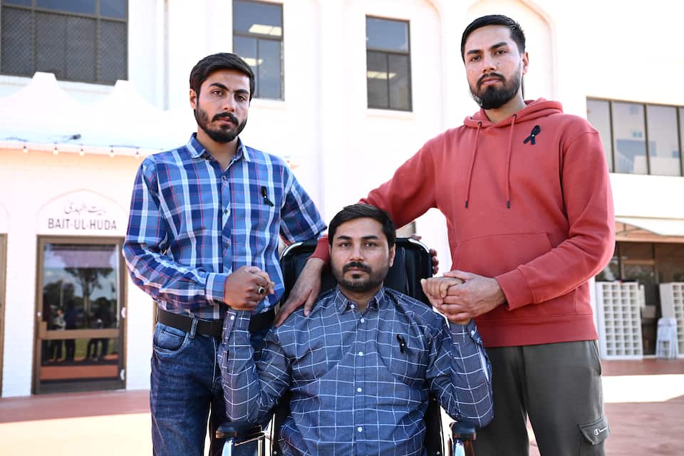 Family of Bondi security guard Faraz Tahir pay tribute | SBS News