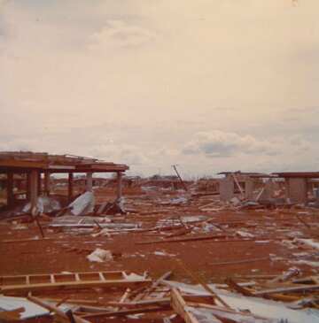 Cyclone Tracy's gruelling aftermath remembered 50 years on | SBS News